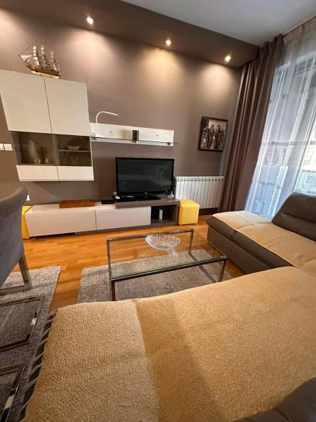 Dono Apartment - Skopje