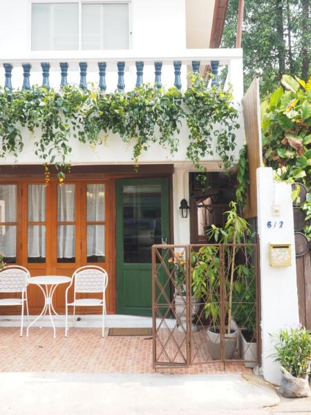 Cozy House In Middle Of Old Town Chiangmai - Chiang Mai