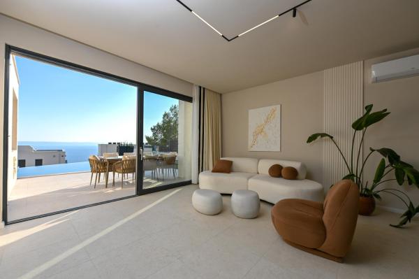 Villa Rosemary West - Makarska