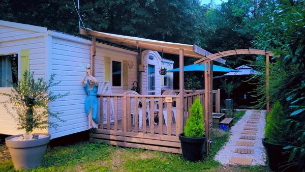 Camping Marvilla Parks -Parc Des Roches 91530 - Essonne