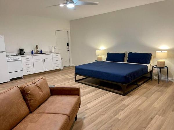 Ranchette Apartment- Beach Access Small Lake View - United States
