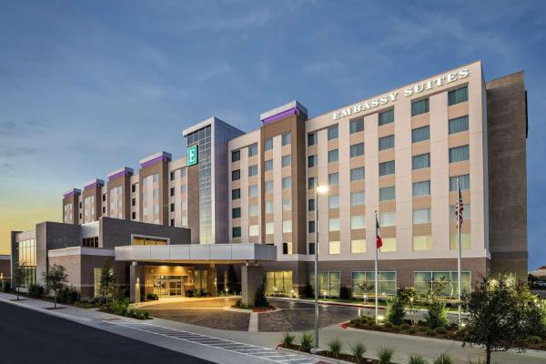 Embassy Suites By Hilton College Station - Bryan