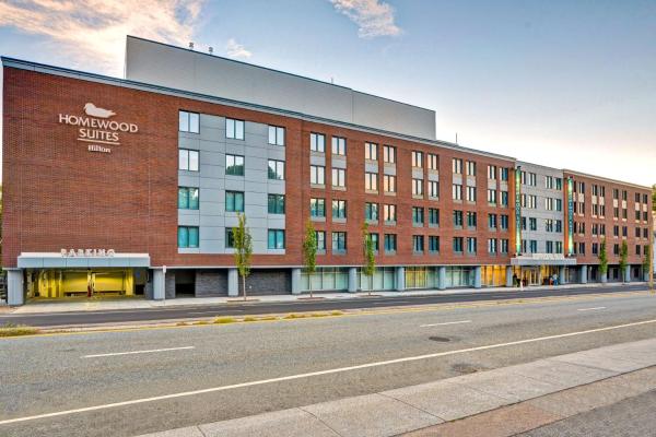 Homewood Suites By Hilton Boston Brookline-longwood Medical - Newton, MA