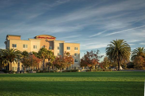 Hampton Inn & Suites Suisun City Waterfront - Fairfield, CA