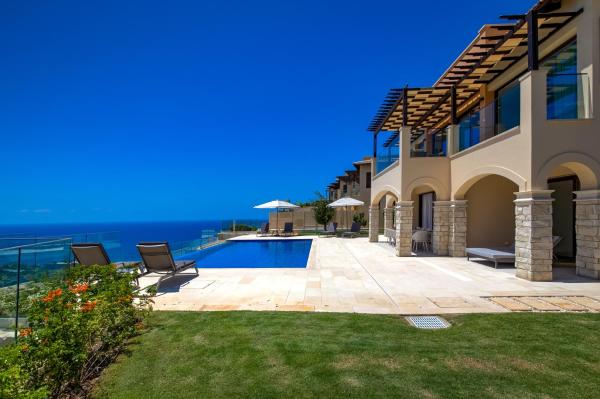 Stunning Villa Uv09 Oniro With Sea Views, Aphrodite Hills - Cyprus