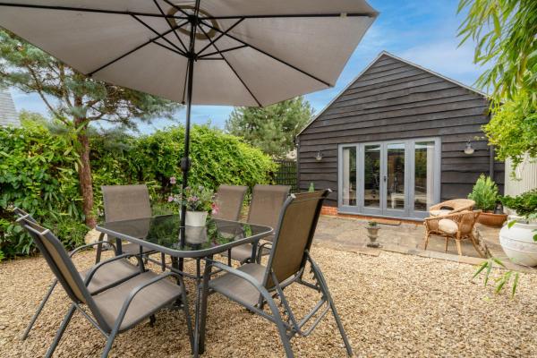 Buff Lodge - Bicester