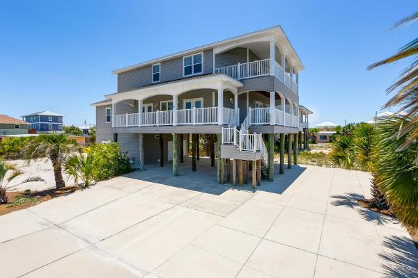 Latitude Adjustment 300 Vdl - Pensacola Beach, FL