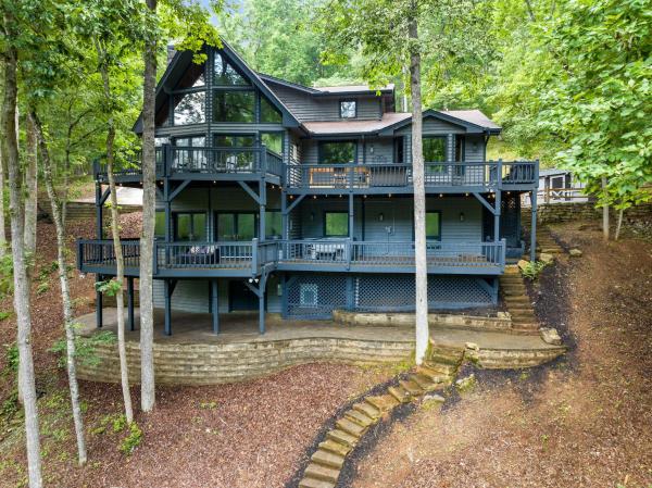 Riverview Retreat - Hot Tub, Pool Table - Dahlonega, GA