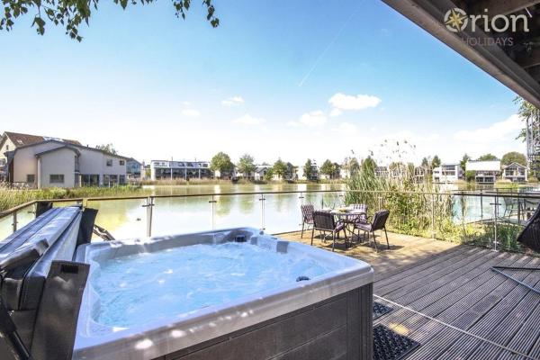 Howells Mere 27, Crane Lodge - Cirencester
