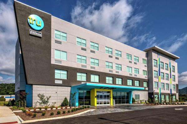 Tru By Hilton Roanoke Hollins - Roanoke, VA