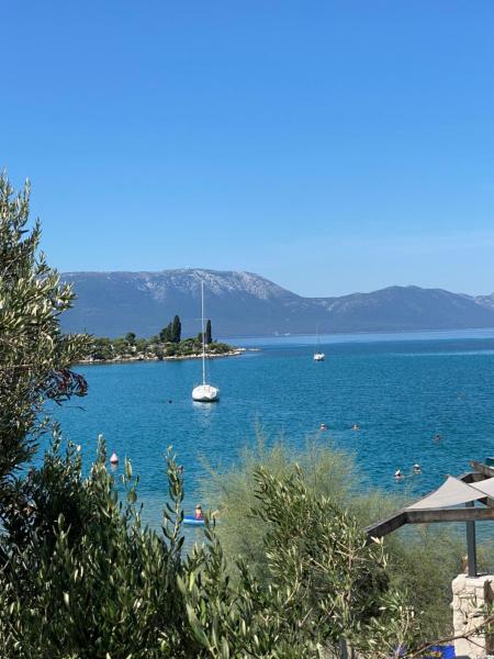 2 Bed Comfy Gem: Functional, Ideal Location, Steps To The Beach - Ploče