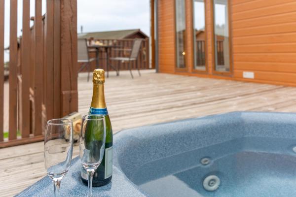 52 Meadow View With Hot Tub Available As An Additional Add On - Ilfracombe