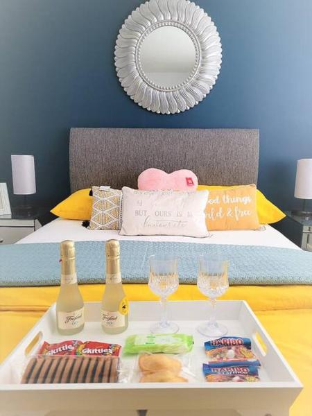 Cozy And Modern Apartment In Central Reading With Free Parking, Wifi And Netflix - Reading