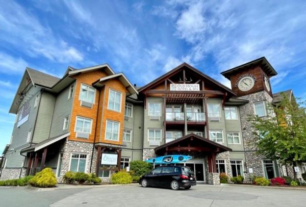 Old House Hotel - Cumberland, BC, Canada