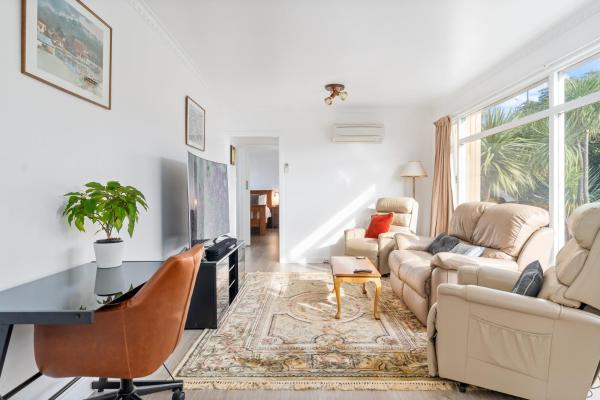 Sunny Beach Holiday Home 80 - Hobart