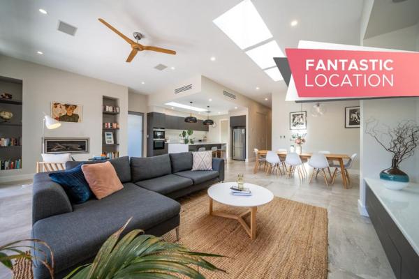 Vogue On Victoria Forestville - Blackwood