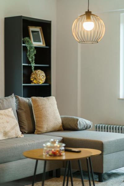 Großzügiges Apartment Mit Balkon Für Monteure Und Feriengäste - Saarlouis