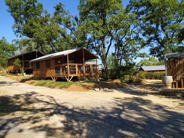 Lodges Du Camping Les 4 Saisons - Crest
