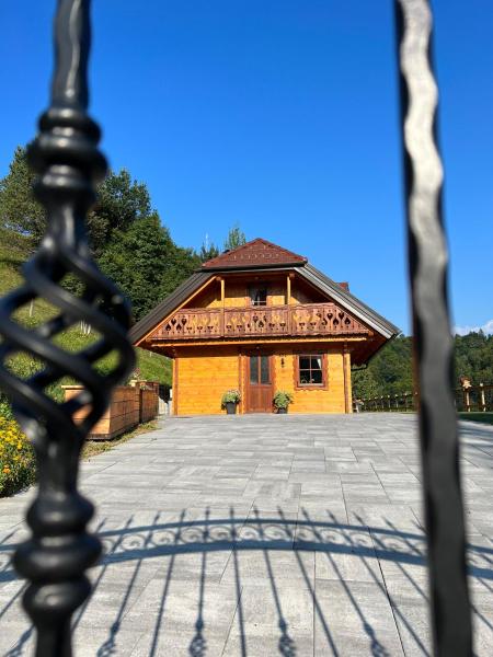 Hiška Erika - Wood House Erika - Brda