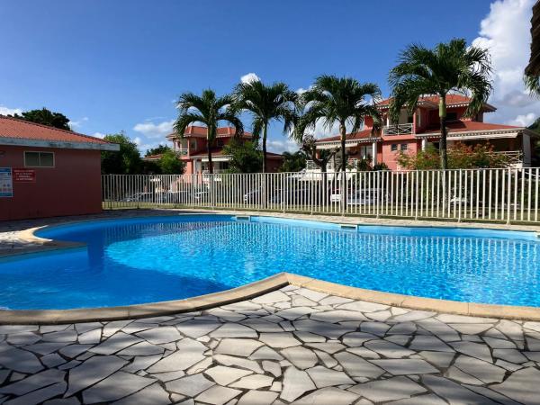 Le Flamboyant - 5p - 2ch - Piscine - Plage 300m - Martinique