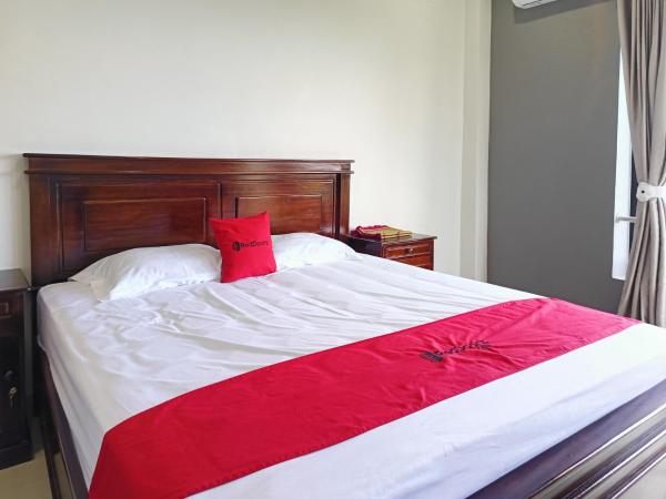 Reddoorz @ Green Homestay Syariah Baubau - South East Sulawesi