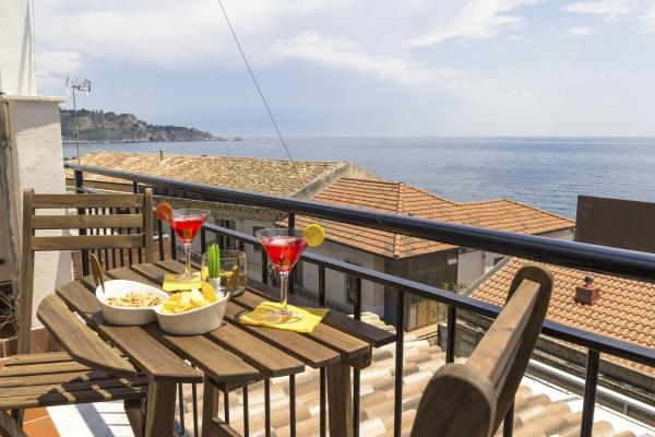 Zina Suite Apartment - Giardini-Naxos