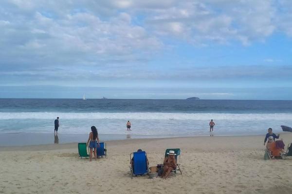 Apartamento Em Copacabana A 100 Metros Da Praia - Rio de Janeiro