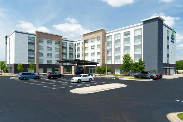 Holiday Inn Express & Suites - Mall Of America - Msp Airport By Ihg - Saint Paul, MN