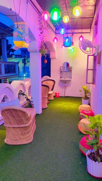 Manavi Home Stay - Mathura