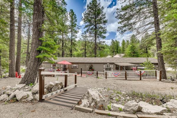 Peaceful Cloudcroft Vacation Rental Walk To Shops - Cloudcroft, NM