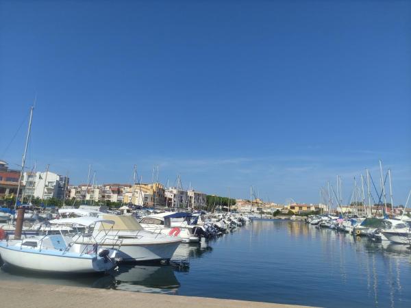 Résidence Les Caraïbes Cap D'agde - Centre Port- Parking Gratuit-terrasse - Wifi 5g - Agde