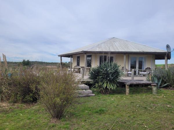 Casa En Barrio De Chacras Las Perdices - Uruguay