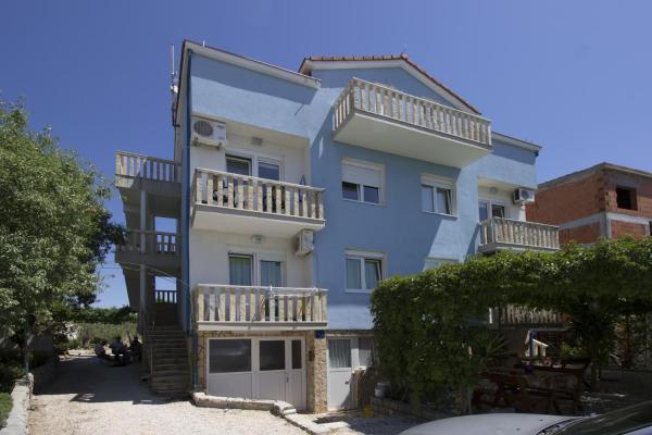 Apartments Crnjac - Sevid