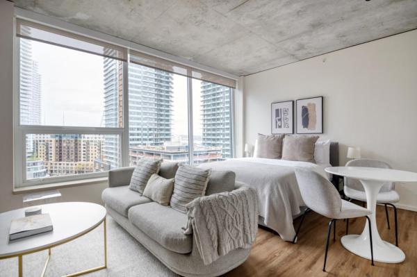 South Lake Union Studio W Gym Storage Nr Parks Sea-558 - Seattle, WA