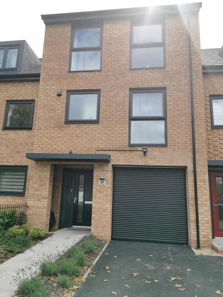 Helena's Place (7 Minutes Walk To Nottingham Train Station) - England