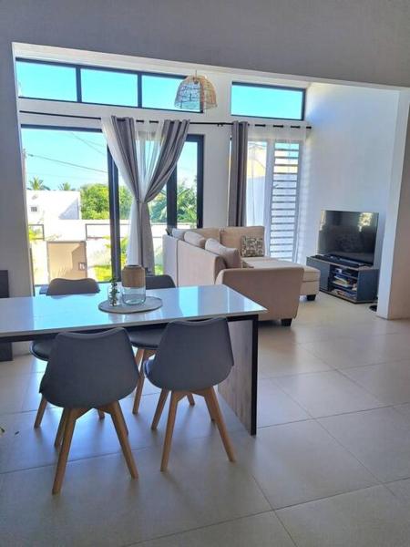 Cosy Apartment Near The Beach - Mauritius