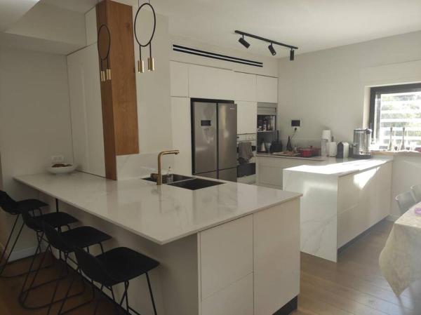 Gorgeous German Colony Apartment With Amazing View - Bethlehem
