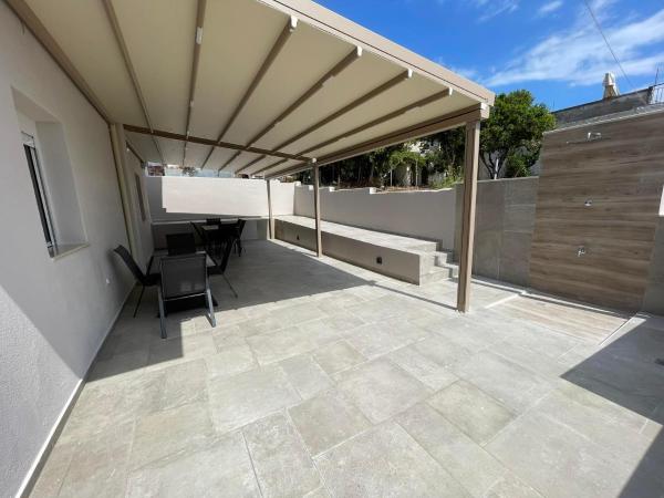 Andrea's Luxury Apartments In Nea Fokaia - Greece