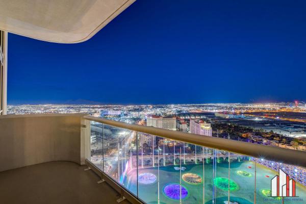 Mgm Signature-28-820 1br 2ba F1 Pits View Balcony - Las Vegas, NV