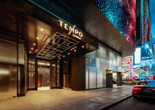 Tempo By Hilton New York Times Square - North Bergen, NJ