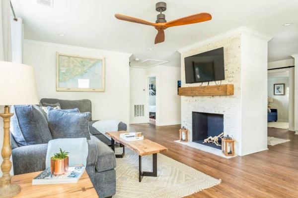 Open And Comfy Home Near Downtown-folly Beach - Charleston, SC