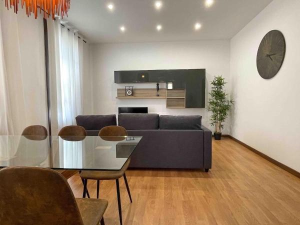 Hostourist Fira Plaza España 3 Rooms - Barcelona
