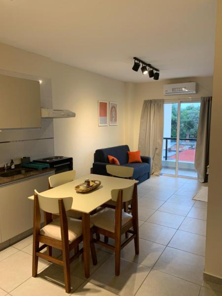 Amaru - Departamento Céntrico Con Cochera - Corrientes, Argentina