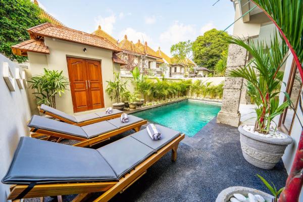 Villa Marie - Kuta - 6 Bedroom 4 Bathroom Villa - Great Location ! - Denpasar