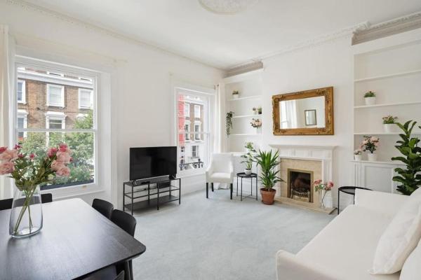 Beautiful Two Bedroom Maisonette In The Heart Of Chelsea - Chelsea