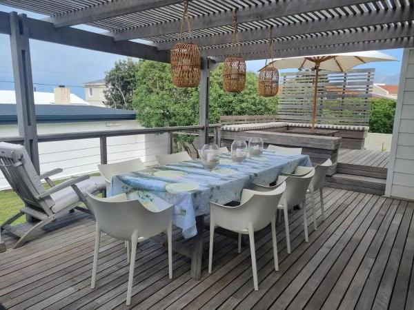 Potluck Cottage - Sandbaai