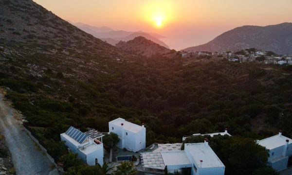 Mourtzanakis Residence - Traditional Eco Hotel In Achlada - Girit Adasi