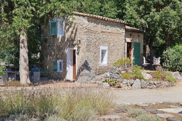 Mazet (Maisonnette Provençale) - Montauroux