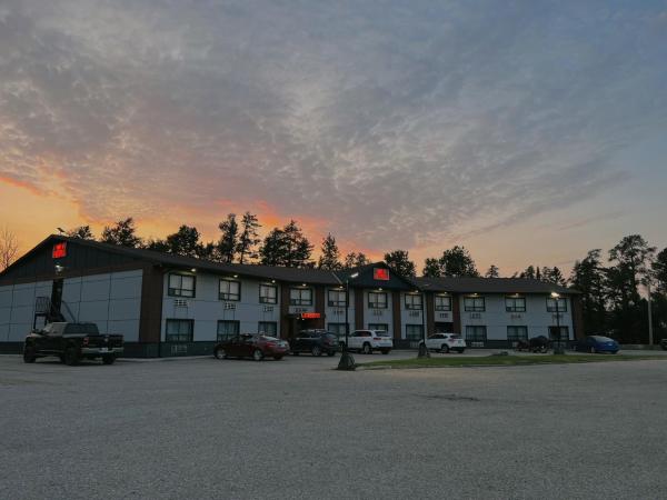 Hwy 17 Hotel - Wawa