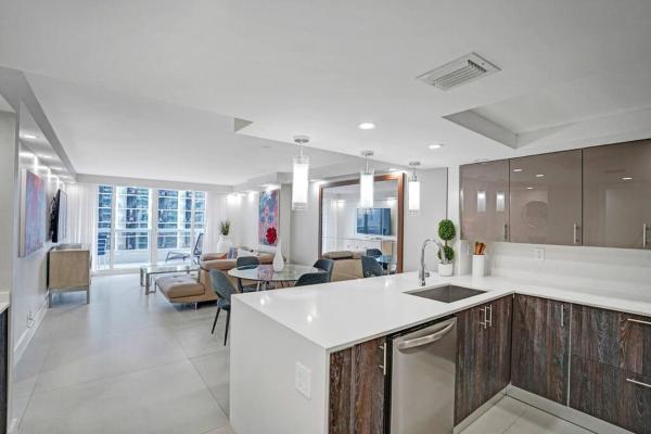 Electric Love Brand New With Water View, Edgewater - Coral Gables, FL